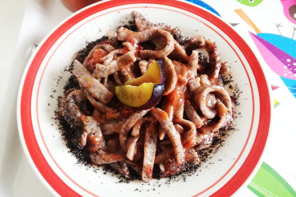 Makové domáce slíže so slivkovou omáčkou - ZDRAVIE.sk